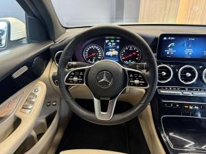 Balts Mercedes-Benz GLC 300 2020 Kauņa, ar dzinēja tilpumu 1.99 L un nobraukumu 148 tūkst. km par 32990 €, foto 16 vietnē AUTOMOTO.COM.LV