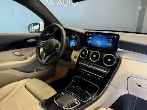 Balts Mercedes-Benz GLC 300 2020 Kauņa, ar dzinēja tilpumu 1.99 L un nobraukumu 148 tūkst. km par 32990 €, foto 19 vietnē AUTOMOTO.COM.LV