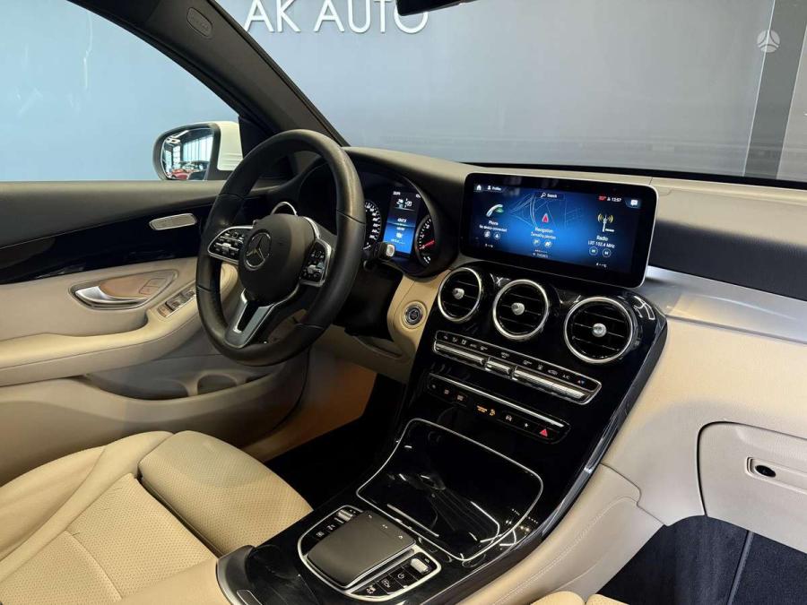 Balts Mercedes-Benz GLC 300 2020 Kauņa, ar dzinēja tilpumu 1.99 L un nobraukumu 148 tūkst. km par 32990 €, foto 19 vietnē AUTOMOTO.COM.LV
