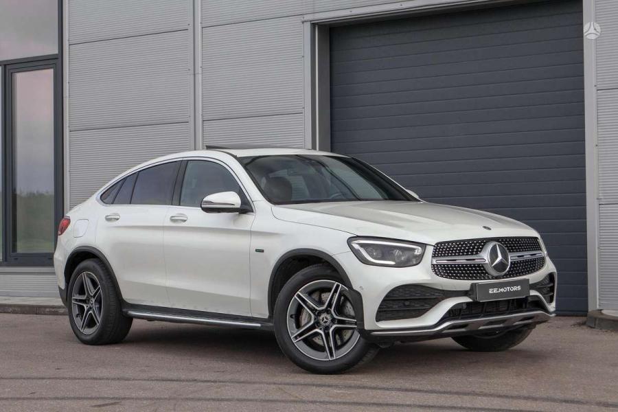Balts Mercedes-Benz GLC 300 2020 Kauņa, ar dzinēja tilpumu 1.99 L un nobraukumu 163 tūkst. km par 34999 €, foto 1 vietnē AUTOMOTO.COM.LV