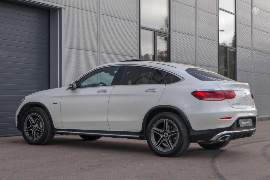 Balts Mercedes-Benz GLC 300 2020 Kauņa, ar dzinēja tilpumu 1.99 L un nobraukumu 163 tūkst. km par 34999 €, foto 9 vietnē AUTOMOTO.COM.LV