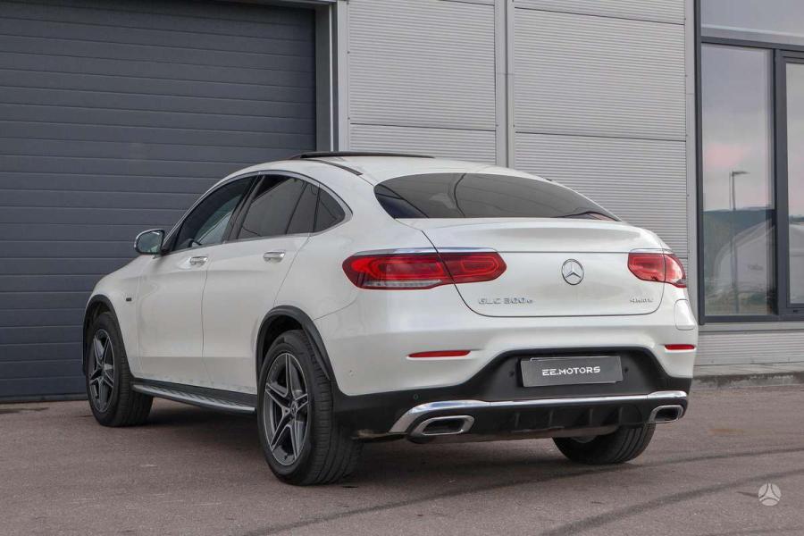 Balts Mercedes-Benz GLC 300 2020 Kauņa, ar dzinēja tilpumu 1.99 L un nobraukumu 163 tūkst. km par 34999 €, foto 10 vietnē AUTOMOTO.COM.LV