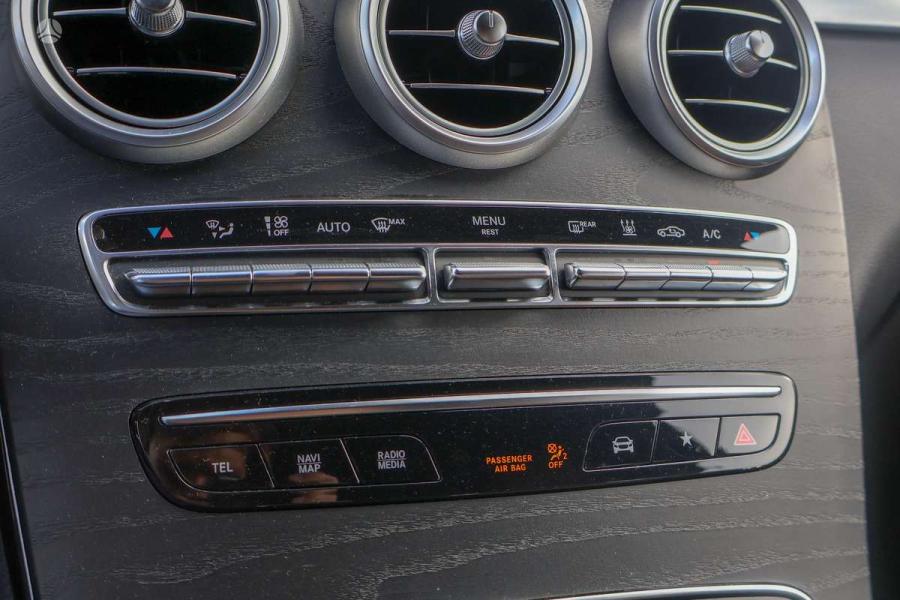 Balts Mercedes-Benz GLC 300 2020 Kauņa, ar dzinēja tilpumu 1.99 L un nobraukumu 163 tūkst. km par 34999 €, foto 40 vietnē AUTOMOTO.COM.LV