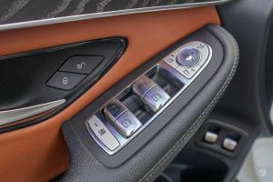 Balts Mercedes-Benz GLC 300 2020 Kauņa, ar dzinēja tilpumu 1.99 L un nobraukumu 163 tūkst. km par 34999 €, foto 49 vietnē AUTOMOTO.COM.LV