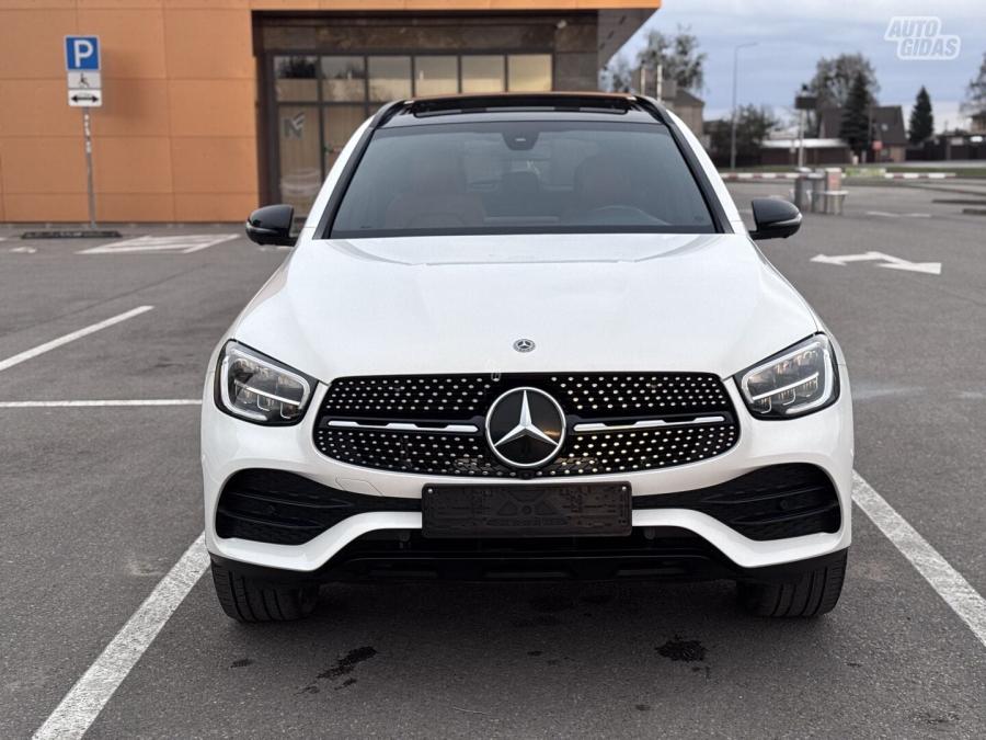 Balts Mercedes-Benz GLC 300 2021 Kauņa, ar dzinēja tilpumu 2.00 L un nobraukumu 105 tūkst. km par 28999 €, foto 9 vietnē AUTOMOTO.COM.LV