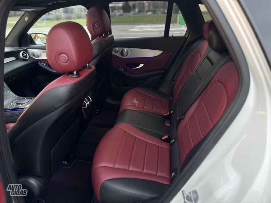 Balts Mercedes-Benz GLC 300 2021 Kauņa, ar dzinēja tilpumu 2.00 L un nobraukumu 105 tūkst. km par 28999 €, foto 13 vietnē AUTOMOTO.COM.LV