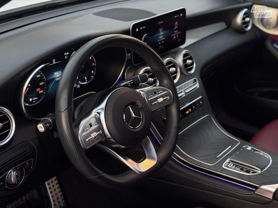 Balts Mercedes-Benz GLC 300 2021 Kauņa, ar dzinēja tilpumu 2.00 L un nobraukumu 105 tūkst. km par 28999 €, foto 15 vietnē AUTOMOTO.COM.LV