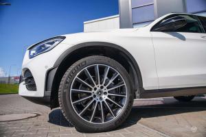 Balts Mercedes-Benz GLC 300 2021 Kauņa, ar dzinēja tilpumu 2.00 L un nobraukumu 106 tūkst. km par 29950 €, foto 7 vietnē AUTOMOTO.COM.LV