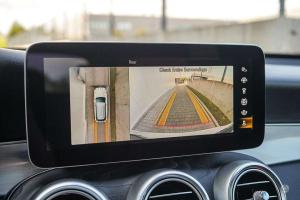 Balts Mercedes-Benz GLC 300 2021 Kauņa, ar dzinēja tilpumu 2.00 L un nobraukumu 106 tūkst. km par 29950 €, foto 21 vietnē AUTOMOTO.COM.LV