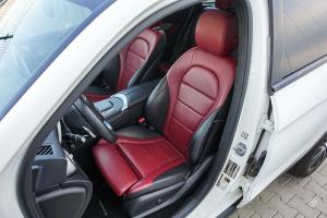 Balts Mercedes-Benz GLC 300 2021 Kauņa, ar dzinēja tilpumu 2.00 L un nobraukumu 106 tūkst. km par 29950 €, foto 28 vietnē AUTOMOTO.COM.LV