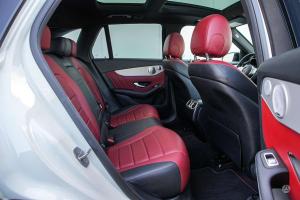 Balts Mercedes-Benz GLC 300 2021 Kauņa, ar dzinēja tilpumu 2.00 L un nobraukumu 106 tūkst. km par 29950 €, foto 39 vietnē AUTOMOTO.COM.LV