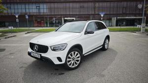 Balts Mercedes-Benz GLC 300 2021 Klaipėda, ar dzinēja tilpumu 1.99 L un nobraukumu 59 tūkst. km par 33999 €, foto 3 vietnē AUTOMOTO.COM.LV