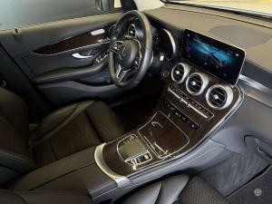 Белый Мерседес GLC 300 2021 в Каунас, объемом двигателя 1.99 л и пробегом 147 тыс. км за 30990 €, фото 19 на AUTOMOTO.COM.LV