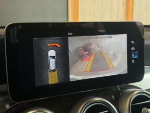 Белый Мерседес GLC 300 2021 в Каунас, объемом двигателя 1.99 л и пробегом 147 тыс. км за 30990 €, фото 33 на AUTOMOTO.COM.LV