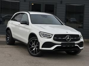 White Mercedes-Benz GLC 300 2022 in Riga, with an engine capacity of 2.00 L and mileage of 138 thousand km for 33850 €, photo  on AUTOMOTO.COM.LV