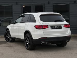 Balts Mercedes-Benz GLC 300 2022 Rīga, ar dzinēja tilpumu 2.00 L un nobraukumu 138 tūkst. km par 33850 €, foto 3 vietnē AUTOMOTO.COM.LV