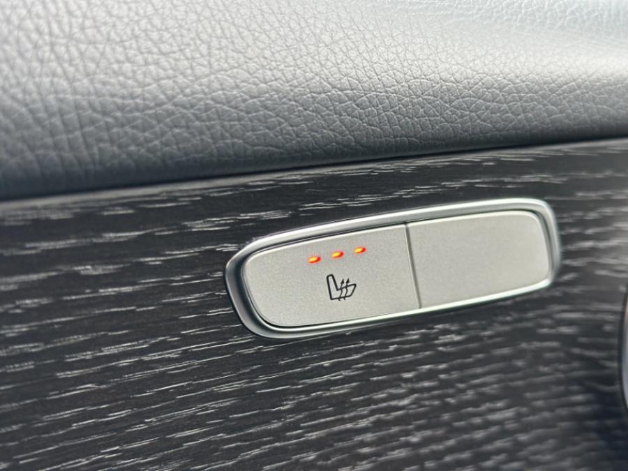Balts Mercedes-Benz GLC 300 2022 Rīga, ar dzinēja tilpumu 2.00 L un nobraukumu 138 tūkst. km par 33850 €, foto 15 vietnē AUTOMOTO.COM.LV