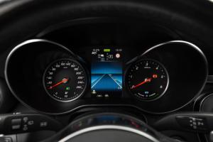 Balts Mercedes-Benz GLC 300 2022 Rīga, ar dzinēja tilpumu 2.00 L un nobraukumu 138 tūkst. km par 33850 €, foto 22 vietnē AUTOMOTO.COM.LV