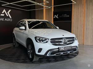 Белый Мерседес GLC 300 2022 в Каунас, объемом двигателя 1.99 л и пробегом 149 тыс. км за 31490 €, фото 4 на AUTOMOTO.COM.LV