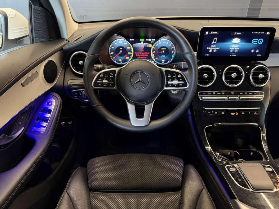 Белый Мерседес GLC 300 2022 в Каунас, объемом двигателя 1.99 л и пробегом 149 тыс. км за 31490 €, фото 15 на AUTOMOTO.COM.LV