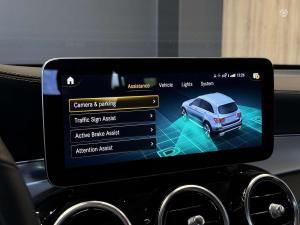 Белый Мерседес GLC 300 2022 в Каунас, объемом двигателя 1.99 л и пробегом 149 тыс. км за 31490 €, фото 30 на AUTOMOTO.COM.LV