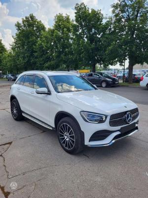 White Mercedes-Benz GLC 300 2022 in Silale, with an engine capacity of 2.00 L and mileage of 62 thousand km for 31500 €, photo 7 on AUTOMOTO.COM.LV
