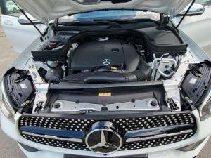 White Mercedes-Benz GLC 300 2022 in Silale, with an engine capacity of 2.00 L and mileage of 62 thousand km for 31500 €, photo 17 on AUTOMOTO.COM.LV
