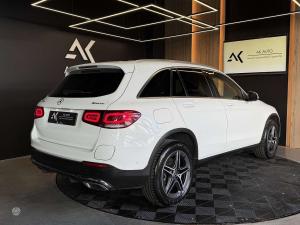 Белый Мерседес GLC 300 2022 в Каунас, объемом двигателя 1.99 л и пробегом 109 тыс. км за 31990 €, фото 13 на AUTOMOTO.COM.LV