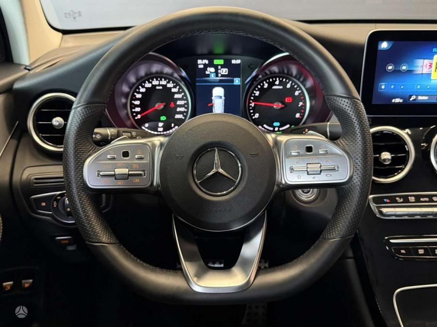 Белый Мерседес GLC 300 2022 в Каунас, объемом двигателя 1.99 л и пробегом 109 тыс. км за 31990 €, фото 15 на AUTOMOTO.COM.LV