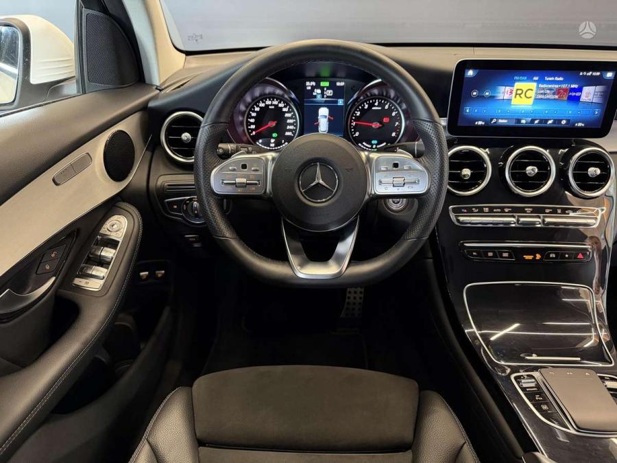 Белый Мерседес GLC 300 2022 в Каунас, объемом двигателя 1.99 л и пробегом 109 тыс. км за 31990 €, фото 16 на AUTOMOTO.COM.LV