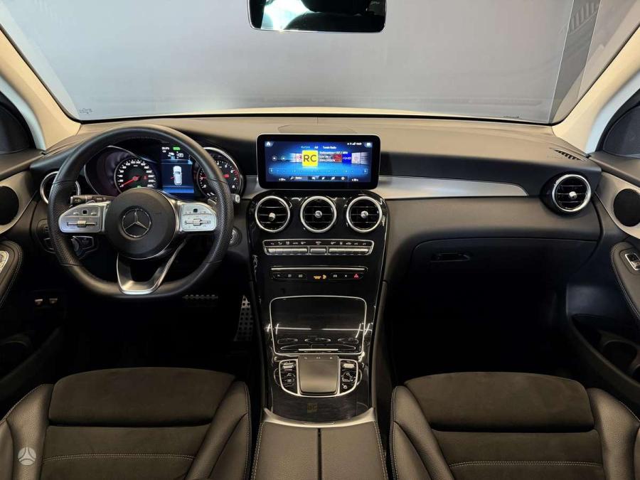 Белый Мерседес GLC 300 2022 в Каунас, объемом двигателя 1.99 л и пробегом 109 тыс. км за 31990 €, фото 17 на AUTOMOTO.COM.LV