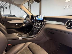 Белый Мерседес GLC 300 2022 в Каунас, объемом двигателя 1.99 л и пробегом 109 тыс. км за 31990 €, фото 19 на AUTOMOTO.COM.LV