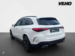 Белый Мерседес GLC 300 2023 в Вильнюс, объемом двигателя 1.99 л и пробегом 117 тыс. км за 49999 €, фото 6 на AUTOMOTO.COM.LV