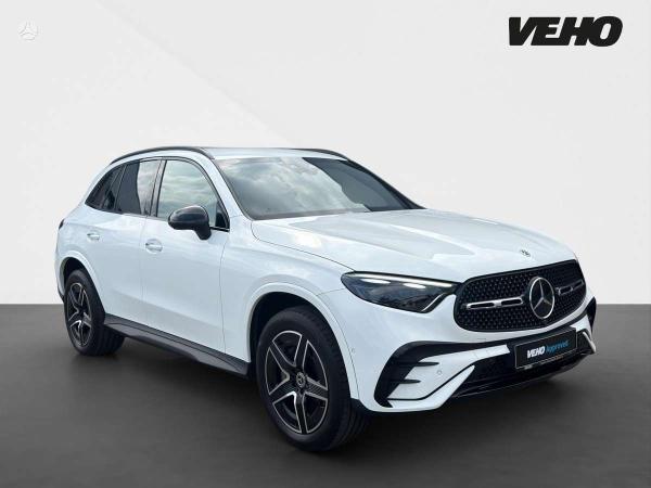 Белый Мерседес GLC 300 2023 в Вильнюс, объемом двигателя 1.99 л и пробегом 117 тыс. км за 49999 €, фото 7 на AUTOMOTO.COM.LV