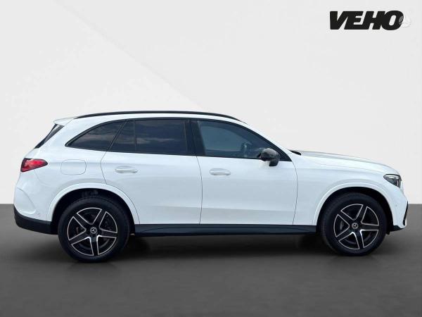 Белый Мерседес GLC 300 2023 в Вильнюс, объемом двигателя 1.99 л и пробегом 117 тыс. км за 49999 €, фото 8 на AUTOMOTO.COM.LV