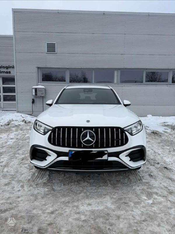 Balts Mercedes-Benz GLC 300 2024 Palanga, ar dzinēja tilpumu 2.00 L un nobraukumu 19 tūkst. km par 46500 €, foto 3 vietnē AUTOMOTO.COM.LV