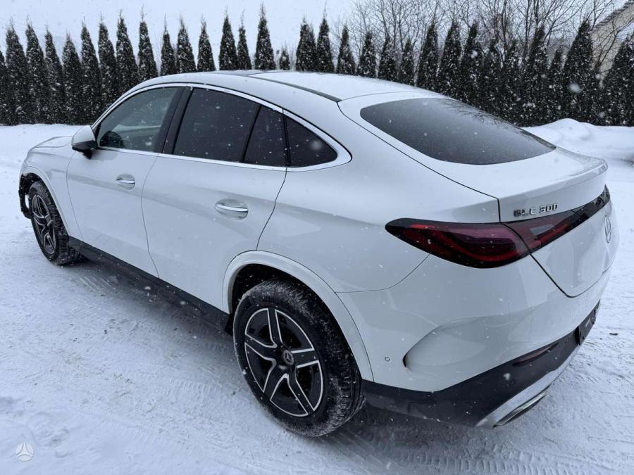 Balts Mercedes-Benz GLC 300 2025 Alīta, ar dzinēja tilpumu 0.20 L un nobraukumu 10 tūkst. km par 47950 €, foto 5 vietnē AUTOMOTO.COM.LV