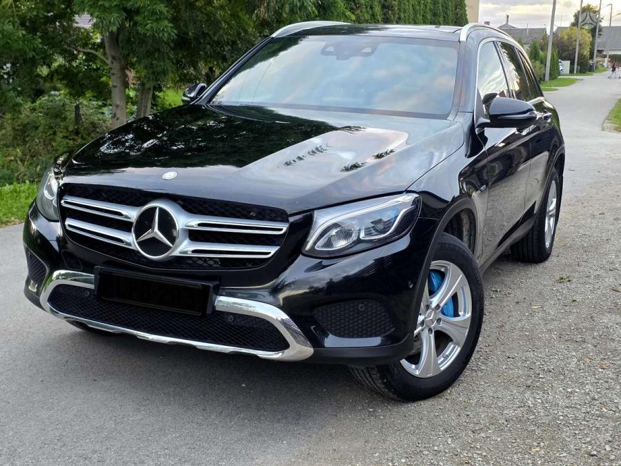 Melns Mercedes-Benz GLC 350 2016 Radviliškis, ar dzinēja tilpumu 1.99 L un nobraukumu 260 tūkst. km par 9150 €, foto 7 vietnē AUTOMOTO.COM.LV