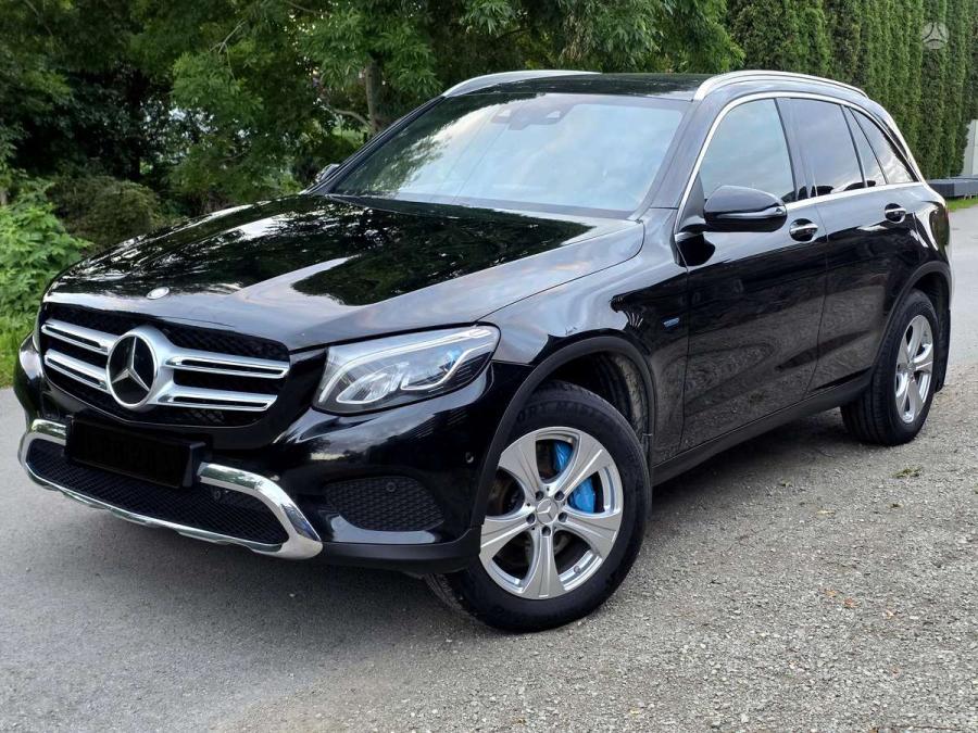 Melns Mercedes-Benz GLC 350 2016 Radviliškis, ar dzinēja tilpumu 1.99 L un nobraukumu 260 tūkst. km par 9150 €, foto 8 vietnē AUTOMOTO.COM.LV