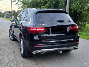Melns Mercedes-Benz GLC 350 2016 Radviliškis, ar dzinēja tilpumu 1.99 L un nobraukumu 260 tūkst. km par 9150 €, foto 9 vietnē AUTOMOTO.COM.LV
