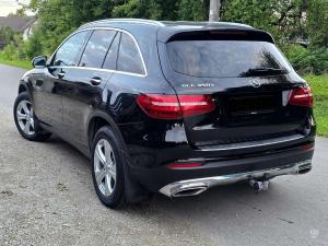 Melns Mercedes-Benz GLC 350 2016 Radviliškis, ar dzinēja tilpumu 1.99 L un nobraukumu 260 tūkst. km par 9150 €, foto 10 vietnē AUTOMOTO.COM.LV
