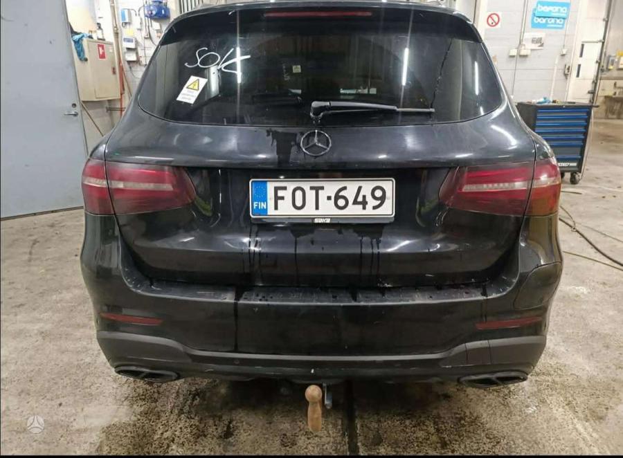 Melns Mercedes-Benz GLC 350 2017 Kauņa, ar dzinēja tilpumu 1.99 L un nobraukumu 262 tūkst. km par 16500 €, foto 6 vietnē AUTOMOTO.COM.LV