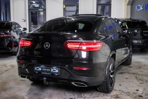 Black Mercedes-Benz GLC 350 2017 in Kaunas, with an engine capacity of 2.99 L and mileage of 205 thousand km for 29950 €, photo 12 on AUTOMOTO.COM.LV