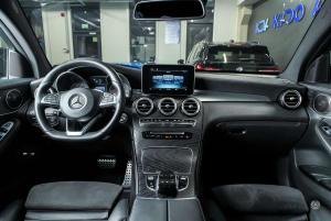 Black Mercedes-Benz GLC 350 2017 in Kaunas, with an engine capacity of 2.99 L and mileage of 205 thousand km for 29950 €, photo 16 on AUTOMOTO.COM.LV