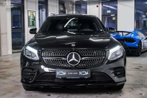 Black Mercedes-Benz GLC 350 2017 in Marijampole, with an engine capacity of 3.00 L and mileage of 205 thousand km for 29950 €, photo 3 on AUTOMOTO.COM.LV