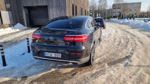 Melns Mercedes-Benz GLC 350 2017 Tauragė, ar dzinēja tilpumu 2.99 L un nobraukumu 278 tūkst. km par 24900 €, foto 3 vietnē AUTOMOTO.COM.LV