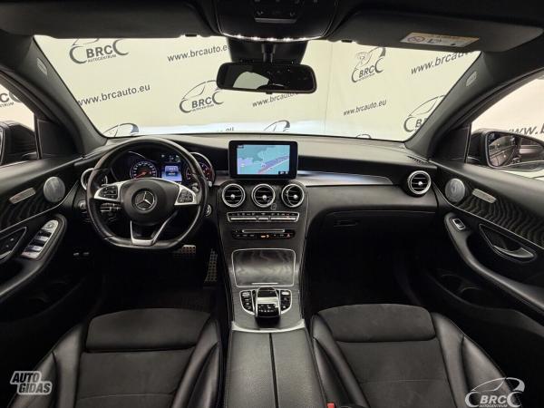 Black Mercedes-Benz GLC 350 2017 in Avizieniai, with an engine capacity of 2.00 L and mileage of 221 thousand km for 24900 €, photo 3 on AUTOMOTO.COM.LV