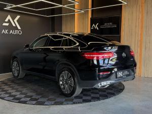 Black Mercedes-Benz GLC 350 2017 in Kaunas, with an engine capacity of 1.99 L and mileage of 104 thousand km for 27490 €, photo 9 on AUTOMOTO.COM.LV