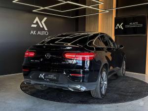 Black Mercedes-Benz GLC 350 2017 in Kaunas, with an engine capacity of 1.99 L and mileage of 104 thousand km for 27490 €, photo 12 on AUTOMOTO.COM.LV
