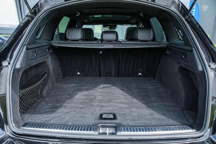 Black Mercedes-Benz GLC 350 2017 in Kaunas, with an engine capacity of 2.99 L and mileage of 208 thousand km for 22950 €, photo 15 on AUTOMOTO.COM.LV